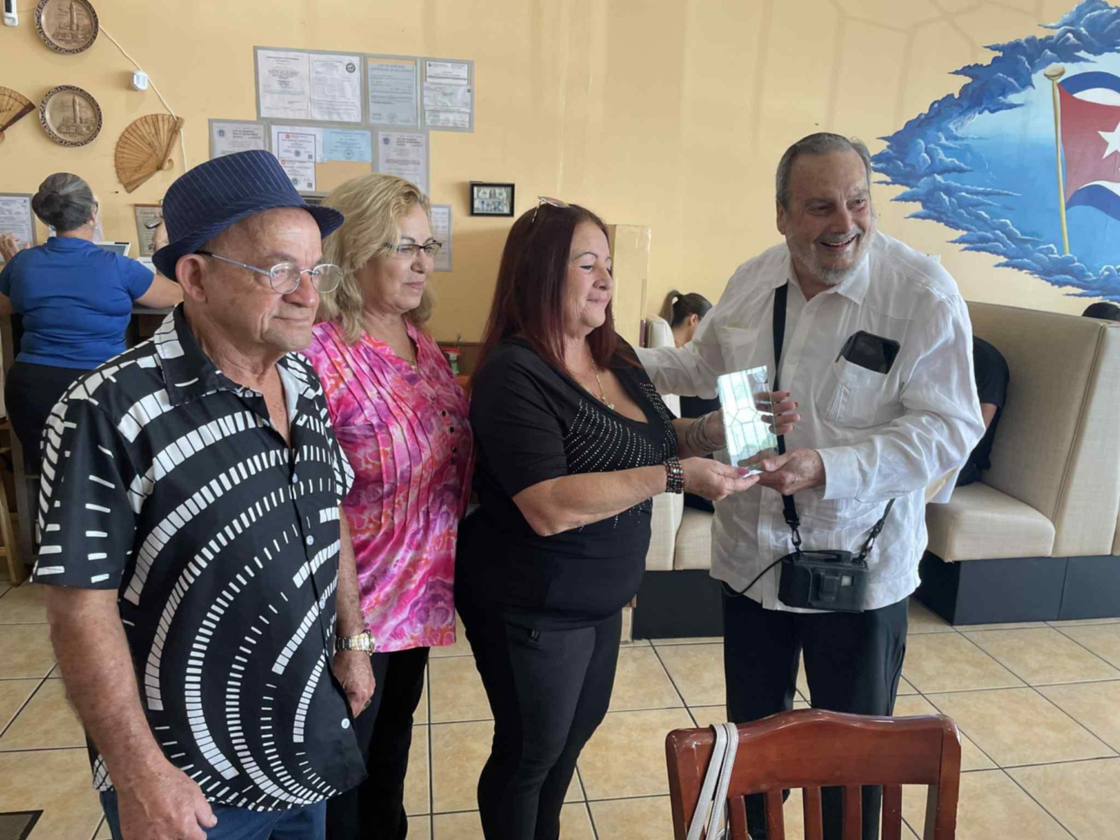 Homenaje de Casa Cuba Houston a Rosa María Rodríguez, miembro del ...